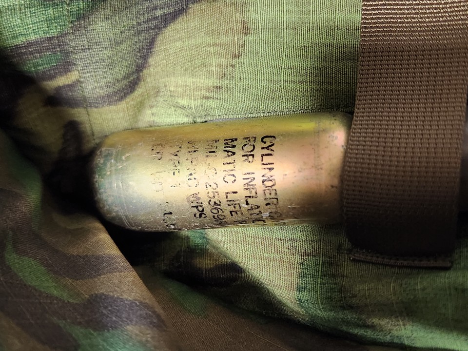 US NAVY SEAL FLOTATION COAT - RADIOMANS