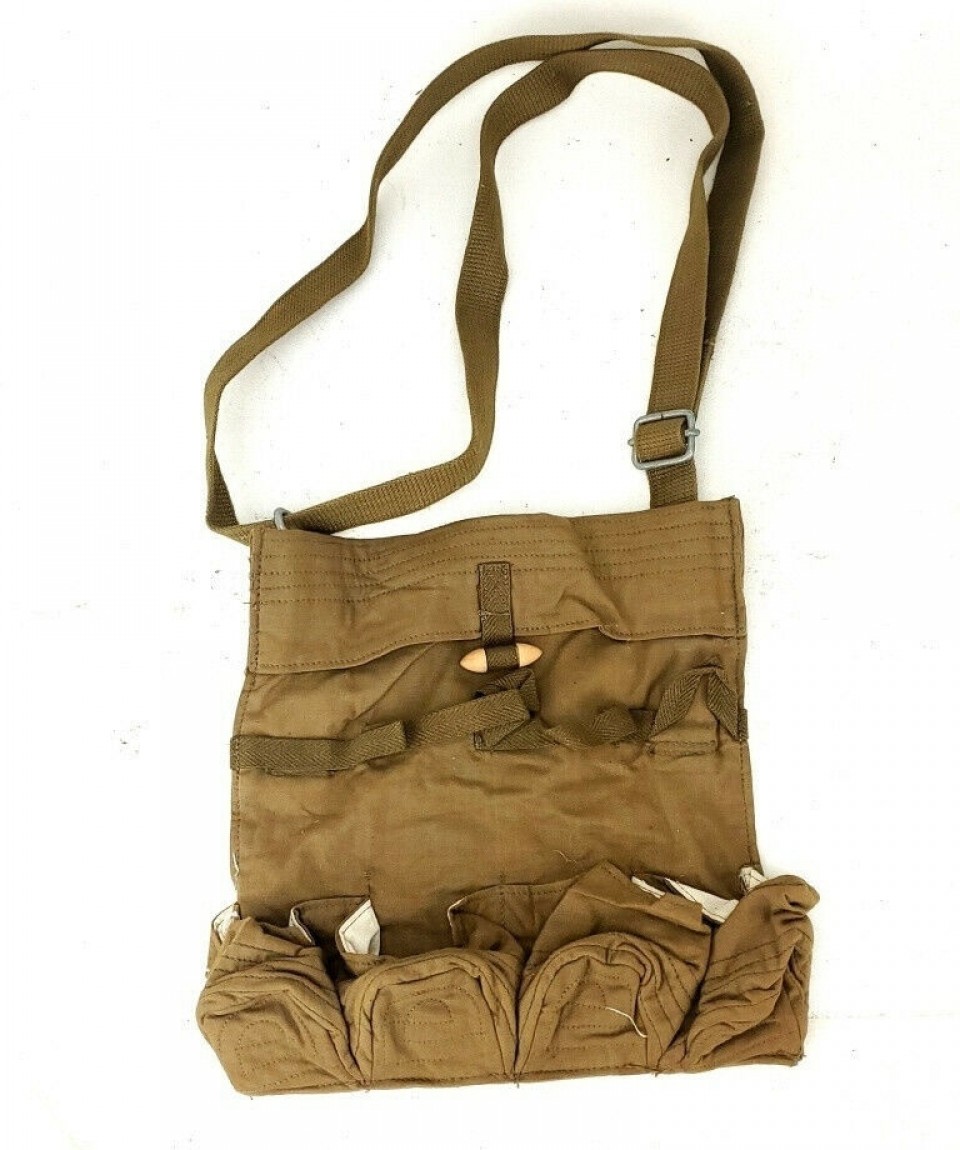 Chi-Com Grenade Pouch (4 Cell)