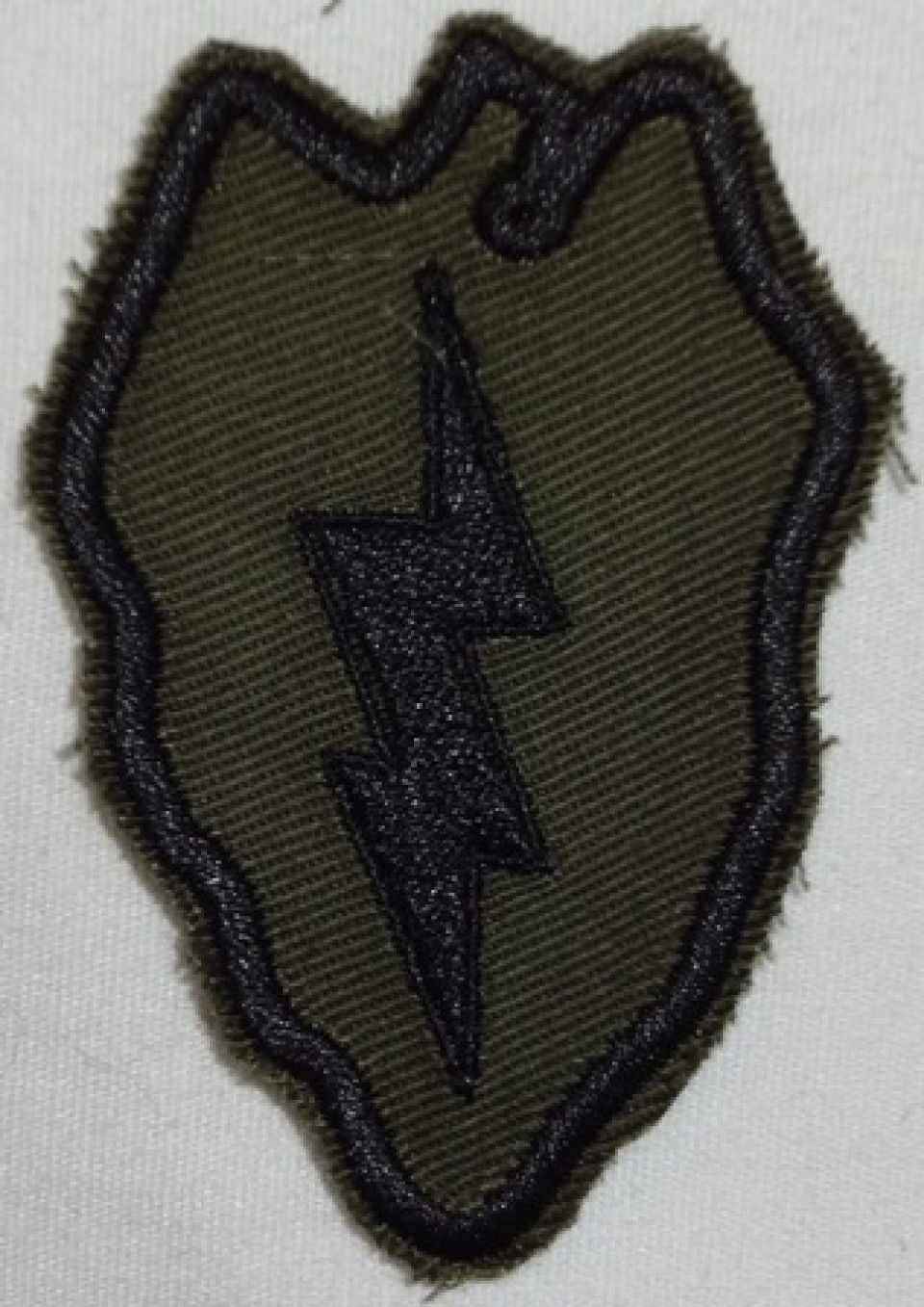25th. Infantry Division, Subd. Twill - Insignia